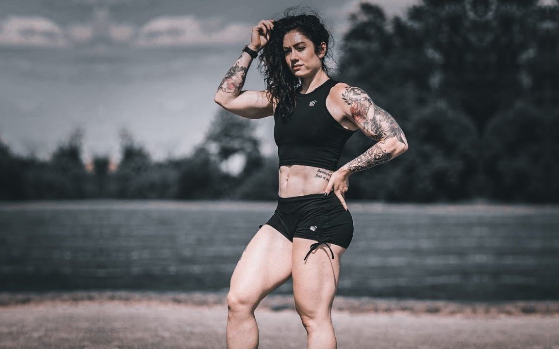 【精神氮泵】世界最具美感与力量的女神--Natasha Aughey，谁赞成？谁反对？_哔哩哔哩 (゜-゜)つロ 干杯~-bilibili