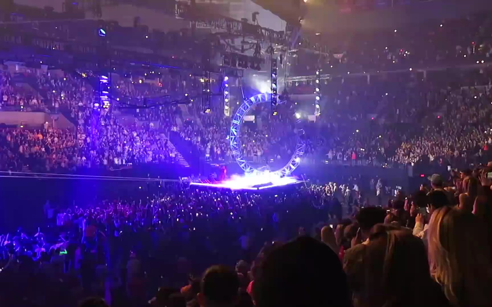 TRAVIS SCOTT ASTROWORLD TOUR IN PORTLAND_哔哩哔哩 (゜-゜)つロ 干杯~-bilibili