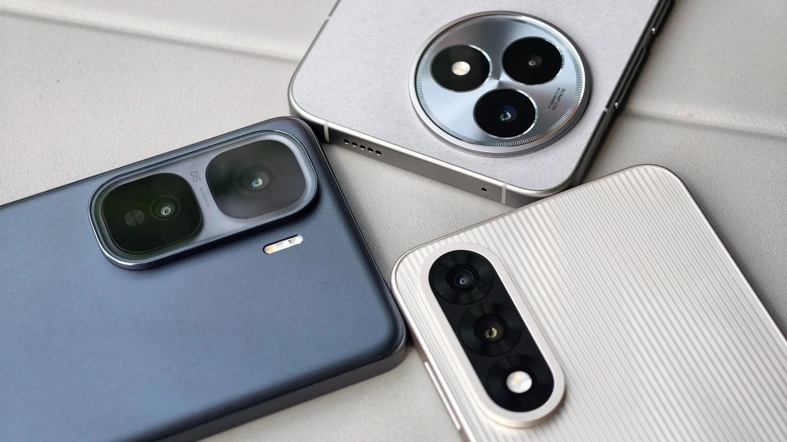 我想告诉你有关红米K80至尊版、一加Ace5至尊版和iQOO Neo10Pro+的一切_哔哩哔哩_bilibili