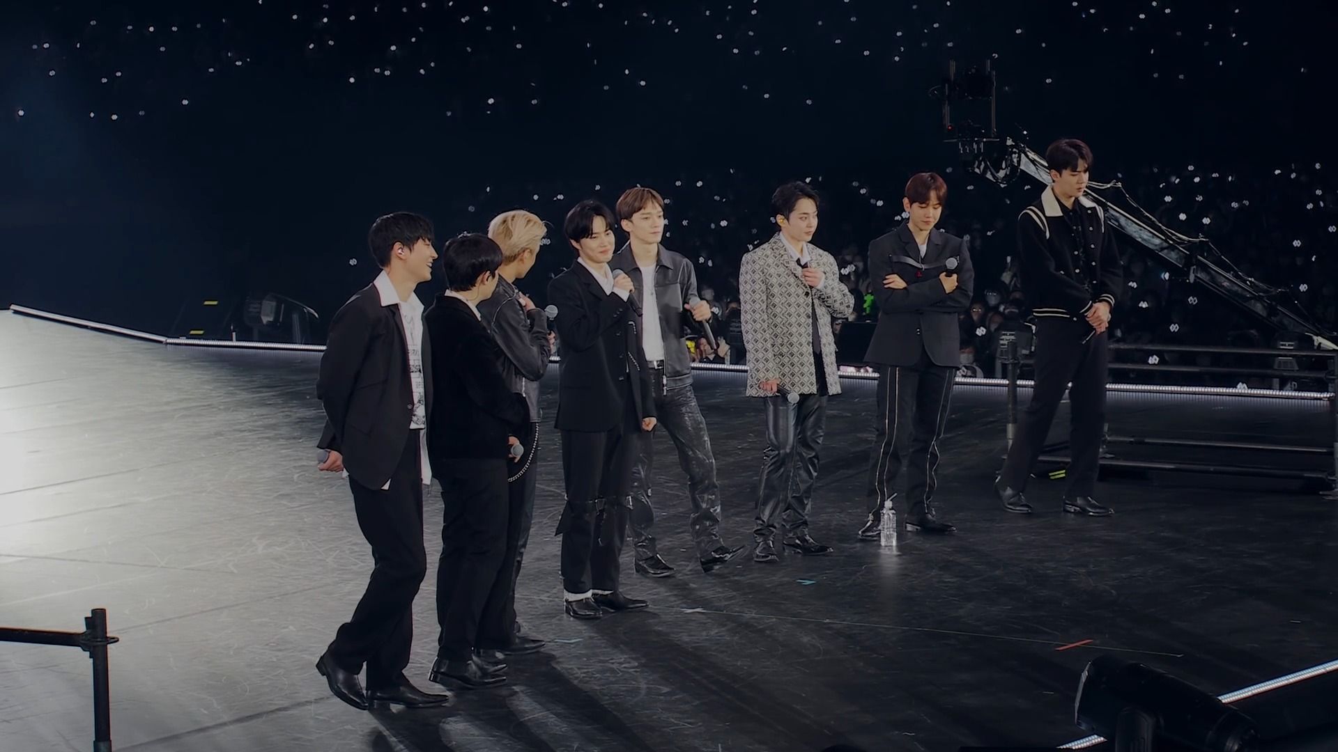 【蓝光原盘iso】EXO - EXO-L-JAPAN presents EXO CHANNEL THE BEST 舞台集 2023 42 ...