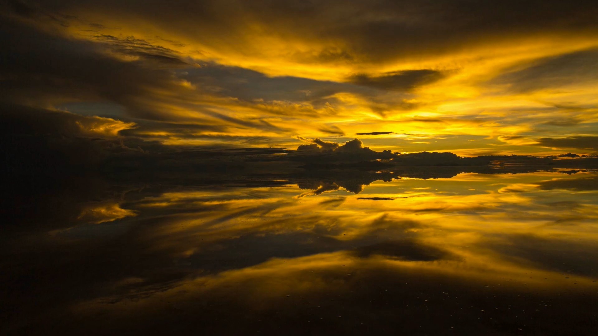 水天一色 Salar de Uyuni Timelapse Bolivia by Takashi Oda-Victor555666 ...