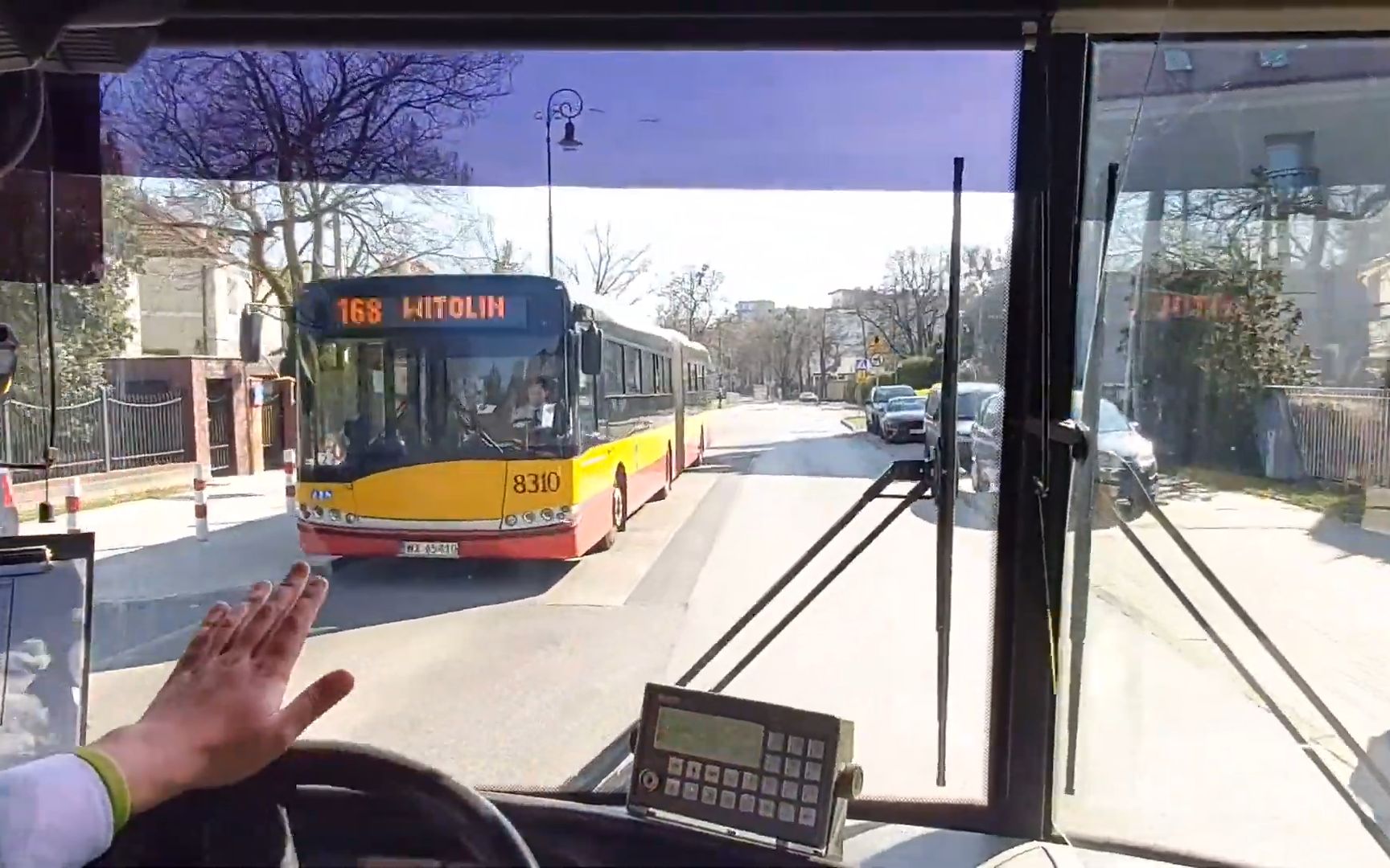 【前方展望】波兰 华沙 168路 车辆：SU18 第三代索拉瑞斯18米铰接型_哔哩哔哩_bilibili