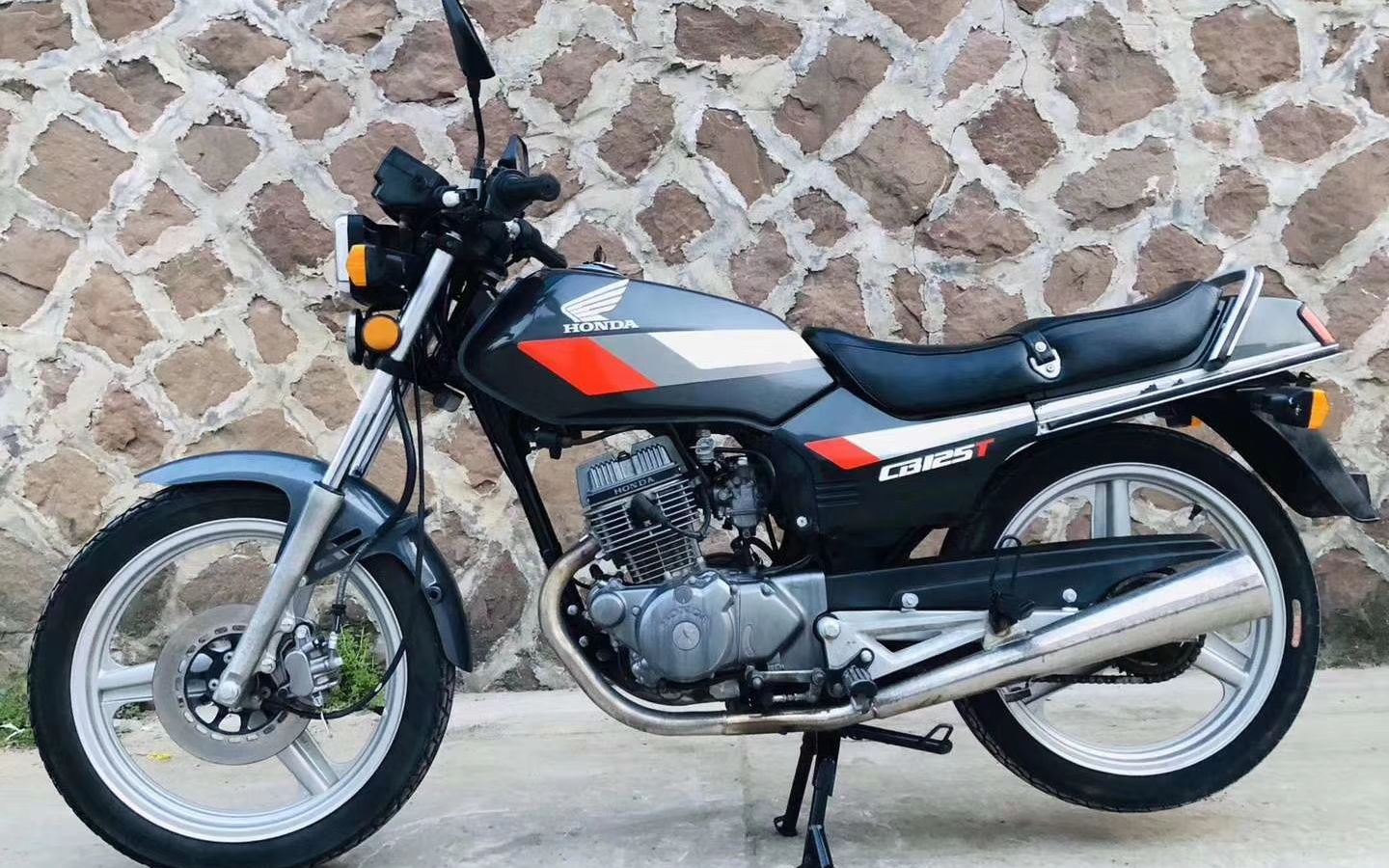 经典摩托车系列，九十年代另类豪华摩托车，本田CBz125f_哔哩哔哩_bilibili