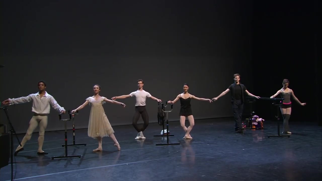 Ballet Evolved_ How ballet class has changed over the centuries_哔哩哔哩 ...