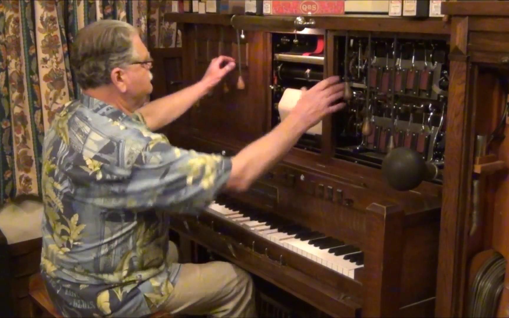 【一人乐队】快绝种的半自动演奏乐器 American fotoplayer_哔哩哔哩_bilibili