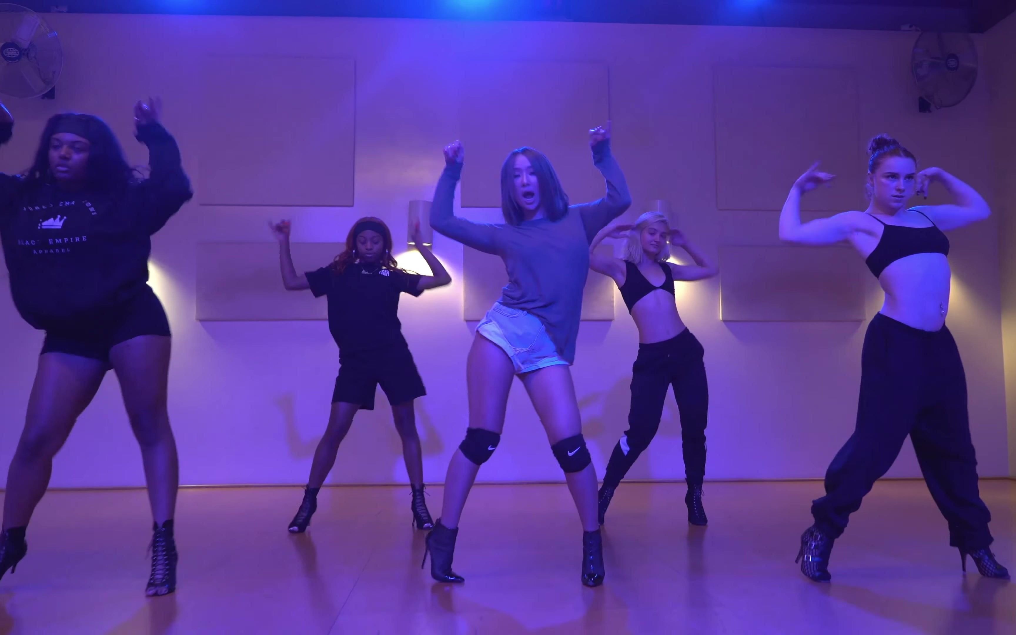 [练习室] 孝琳HYOLYN - ‘Layin' Low (feat. Jooyoung)’ Dance Practice_哔哩哔哩_bilibili