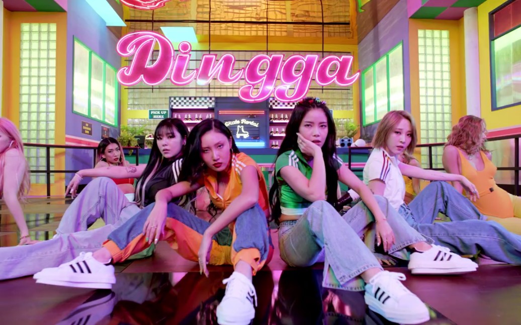 MAMAMOO回归先行曲《Dingga》MV_哔哩哔哩_bilibili