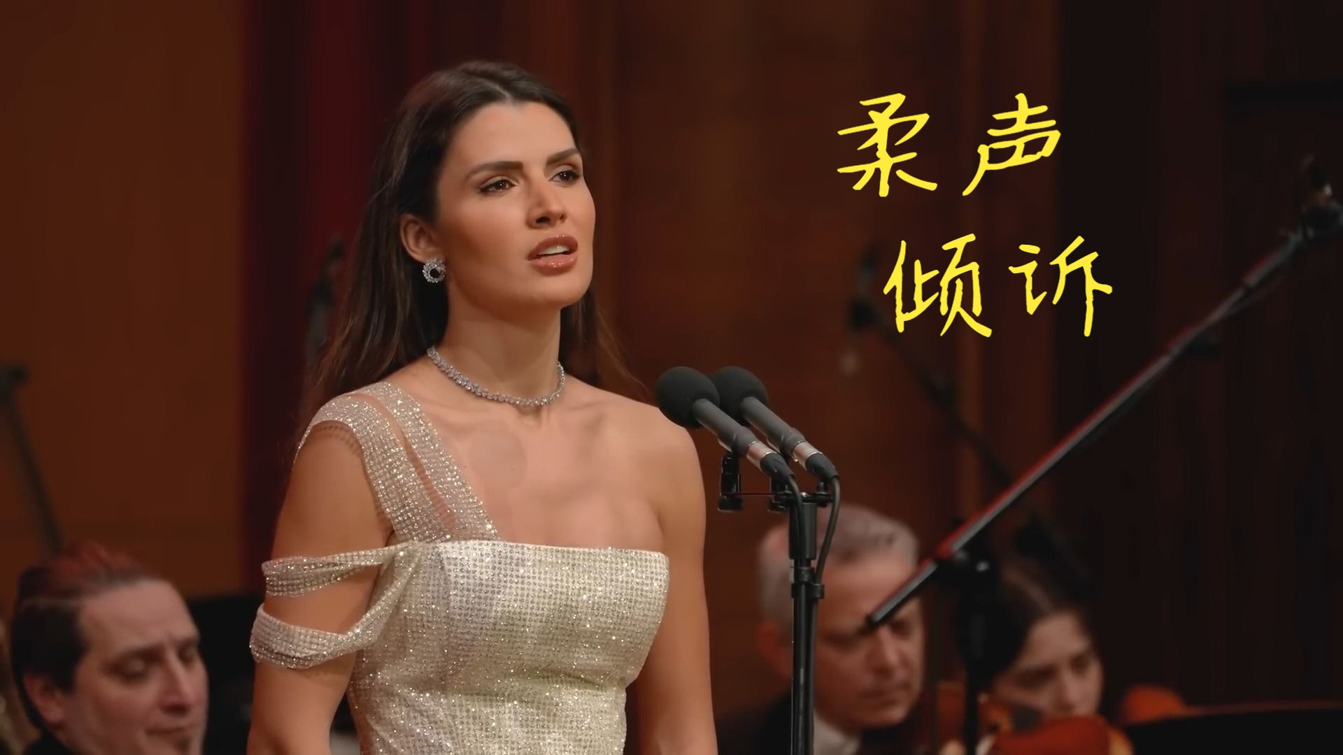 【摇滚震撼气势音乐】Burn By 2WEI & Edda Hayes-街边摊某大叔-歌-哔哩哔哩视频