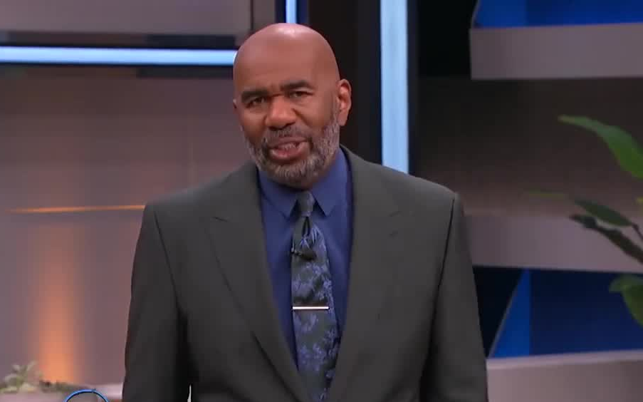 Hey Steve：他上班途中遇到一个流浪汉光着脚 他就把鞋给他了！史蒂夫哈维脱口秀-DS字幕组-DS字幕组-哔哩哔哩视频