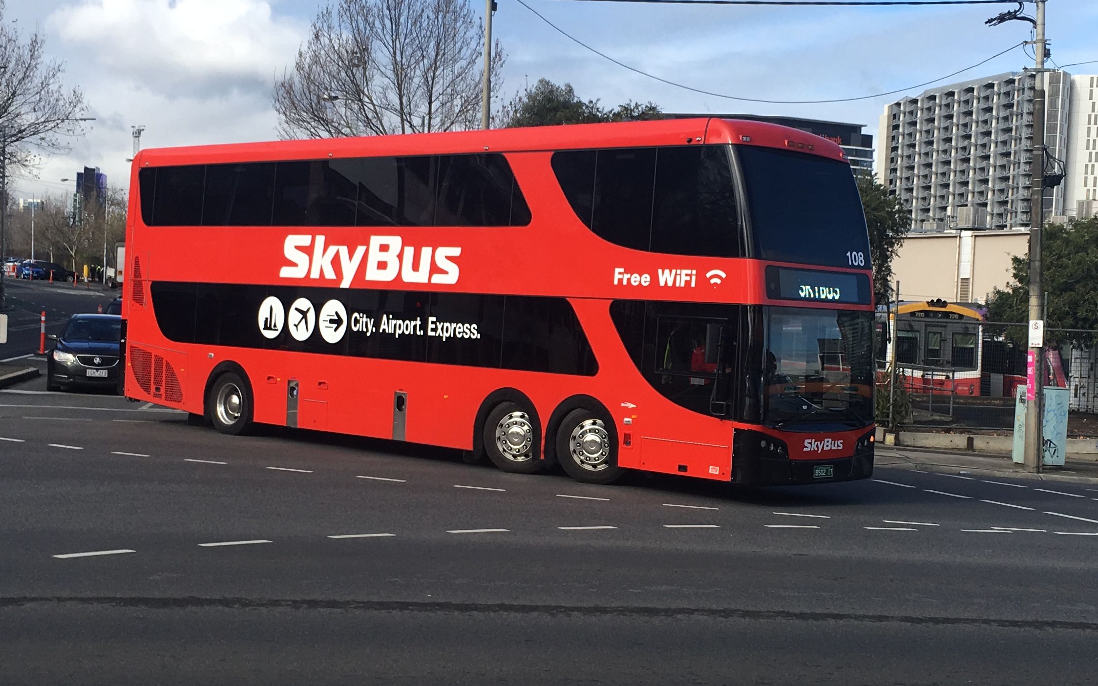 【原声原速】墨尔本机场大巴 Skybus 第一视角行车记录_哔哩哔哩_bilibili