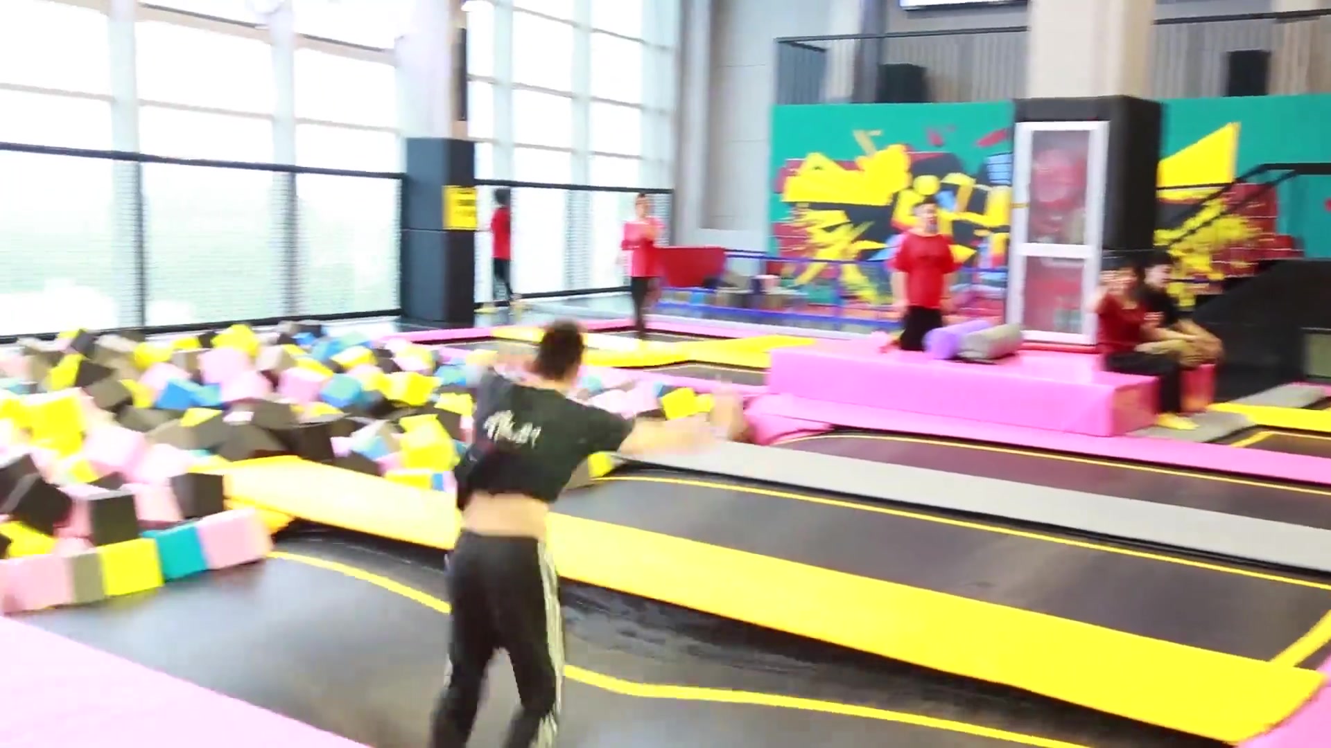 湖州Jumpiness蹦床体验馆蹦床公园宣传片_哔哩哔哩 (゜-゜)つロ 干杯~-bilibili