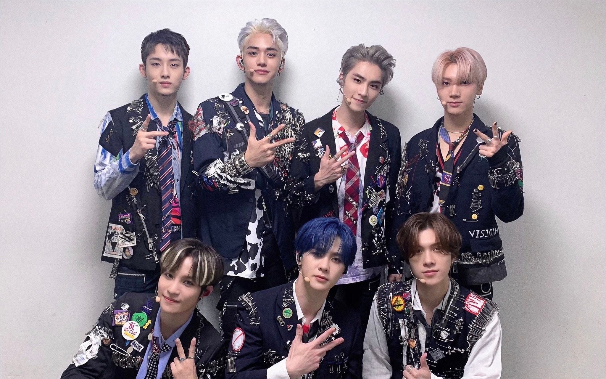 【NCT中文首站】WayV（威神V）-超时空 回(Turn Back Time) 舞台合集_哔哩哔哩_bilibili