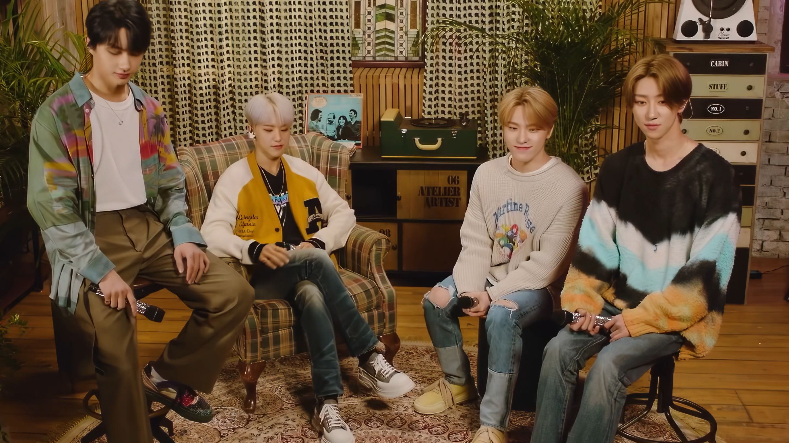 SVT·4K双语 『Lilili Yabbay』新编曲版 纯唱Live舞台 - Rollingstone 210511 SEVENTEEN ...