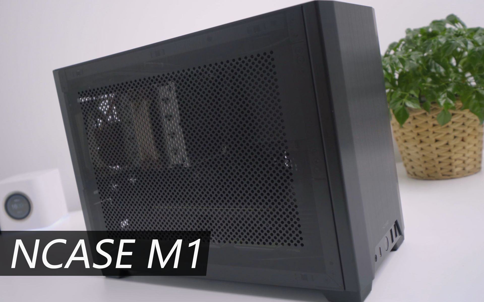 Chiphell.com:NCASE M1 装机展示_哔哩哔哩_bilibili
