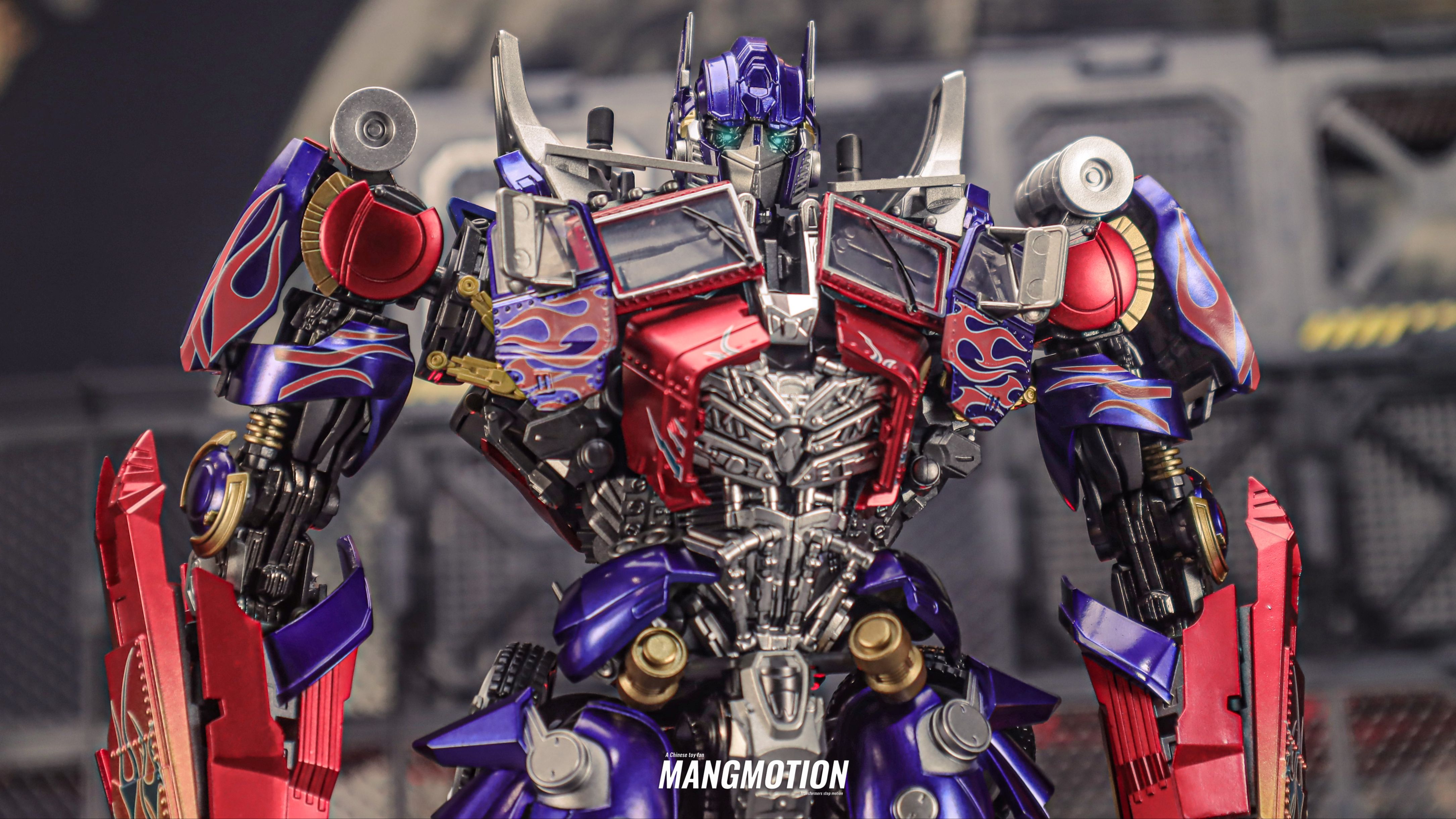 有腹肌的大哥是真帅！MC003F把玩分享-莽姆森-莽姆森-哔哩哔哩视频