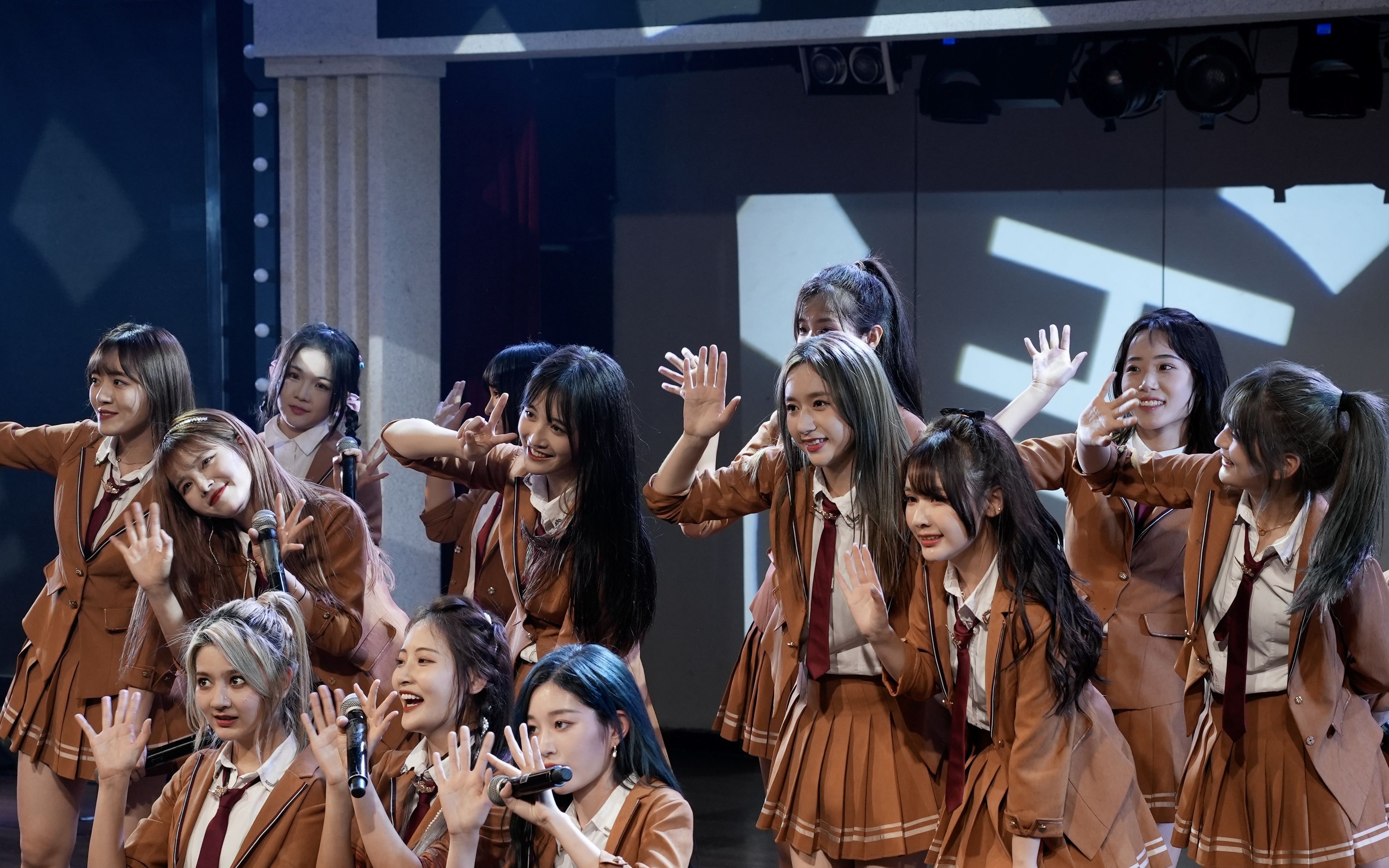 【HII公演全场饭拍】20210504 Team HII《头号新闻》公演_哔哩哔哩_bilibili