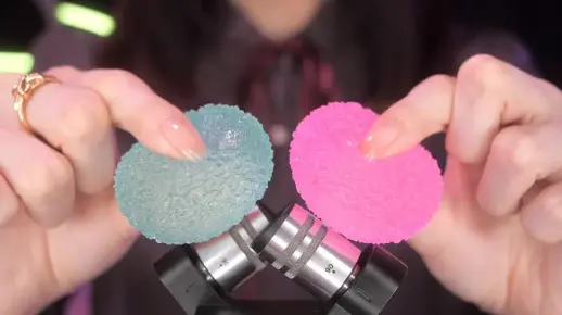 【Coromo Sara_助眠】ASMR 按摩 仔细刺激大脑并诱发睡意 😴_哔哩哔哩_bilibili