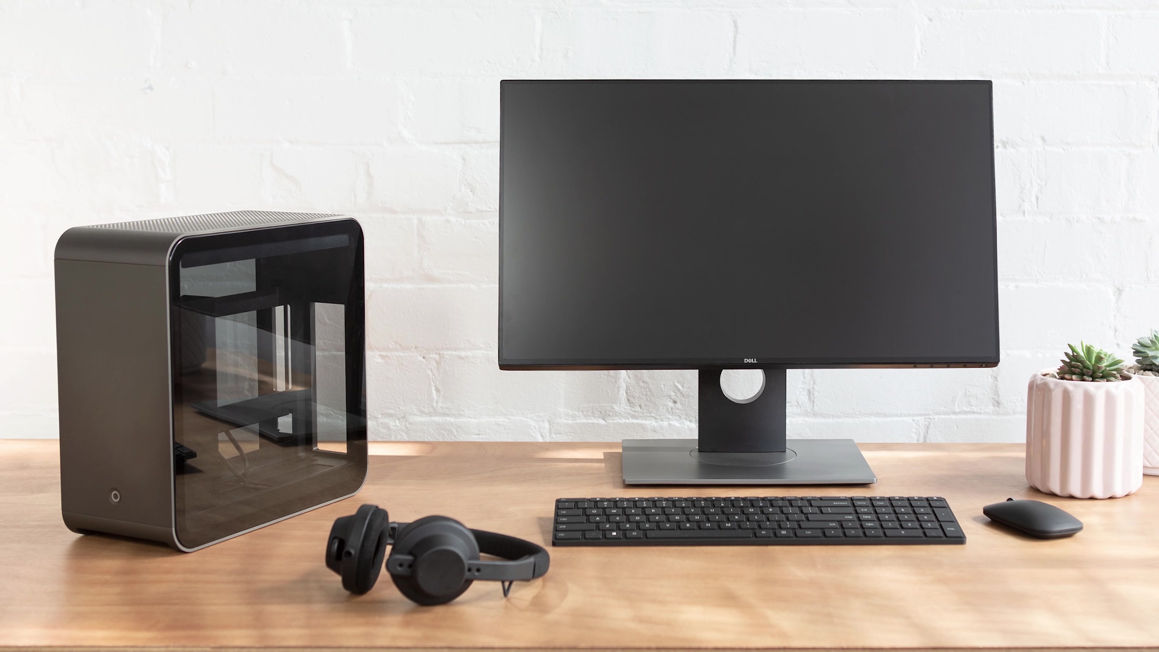 [Dave Lee]用Circle Pro机箱制作一台黑苹果主机_哔哩哔哩_bilibili