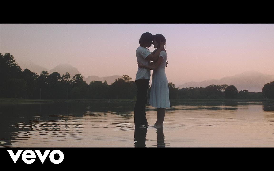 【良曲推荐】Frenship & Emily Warren - Capsize [OFFICIAL MUSIC_哔哩哔哩_bilibili