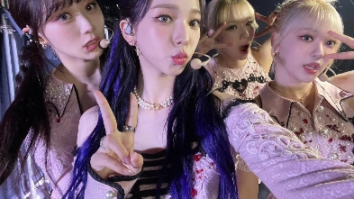 Aespa官方更新全员合照一则_哔哩哔哩_bilibili