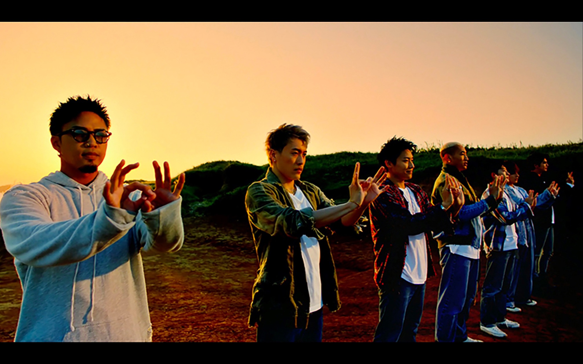 【GENERATIONS】「Star Traveling」（MV）_哔哩哔哩_bilibili