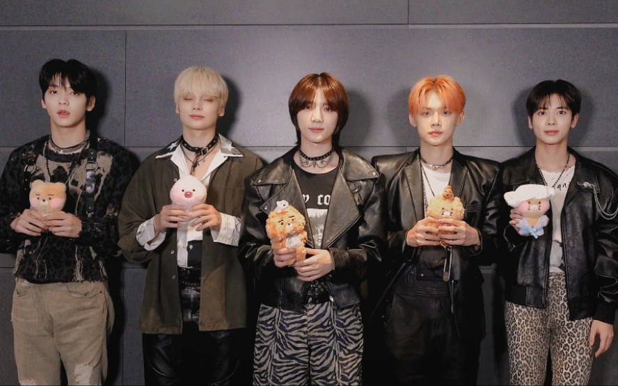 【TXT记录库·中字】231010 TOMORROW X TOGETHER给送礼物的问候-TXT记录库-TXT记录库-哔哩哔哩视频