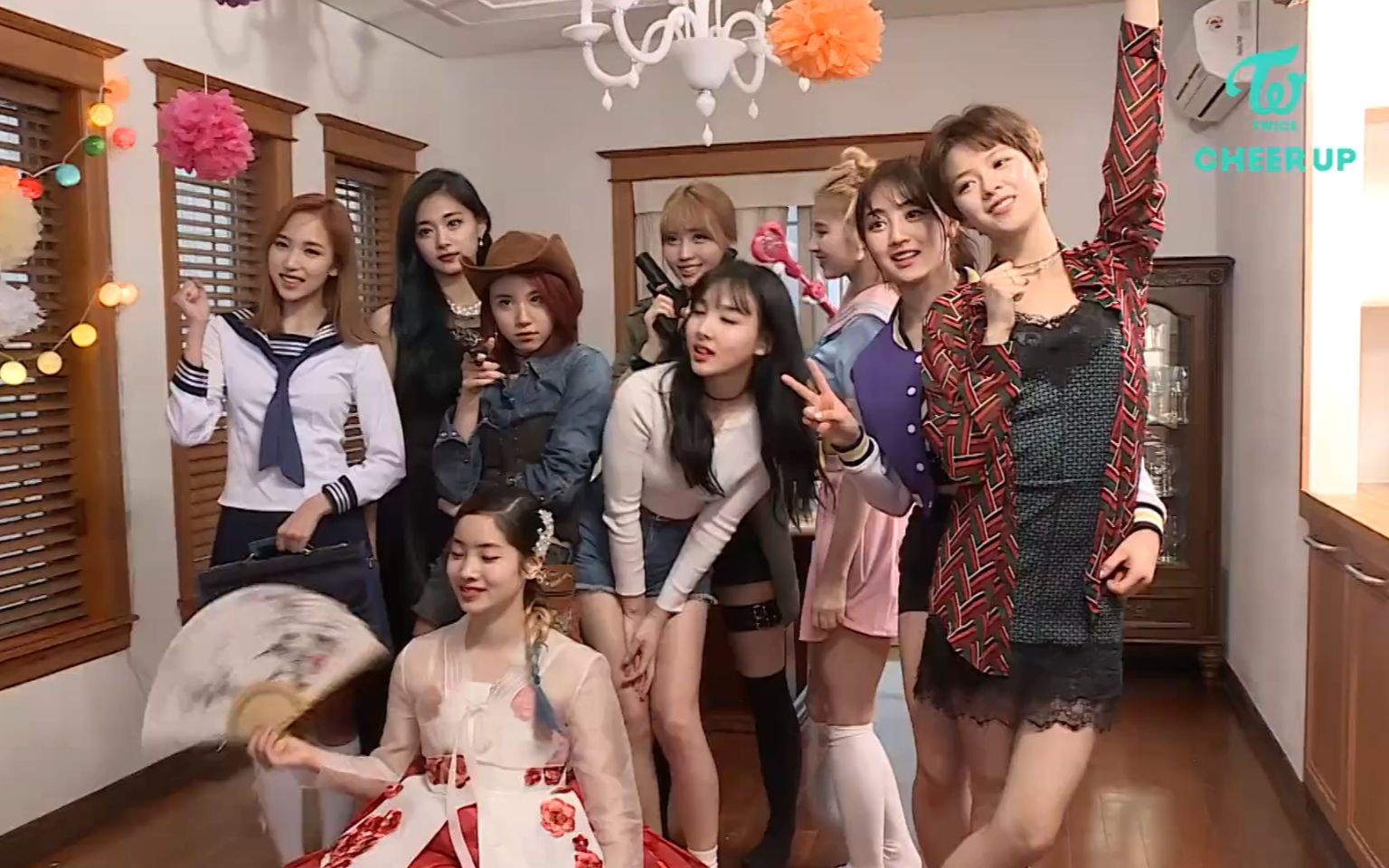 TWICE“CHEER UP”MV拍摄花絮 中字补档_哔哩哔哩_bilibili
