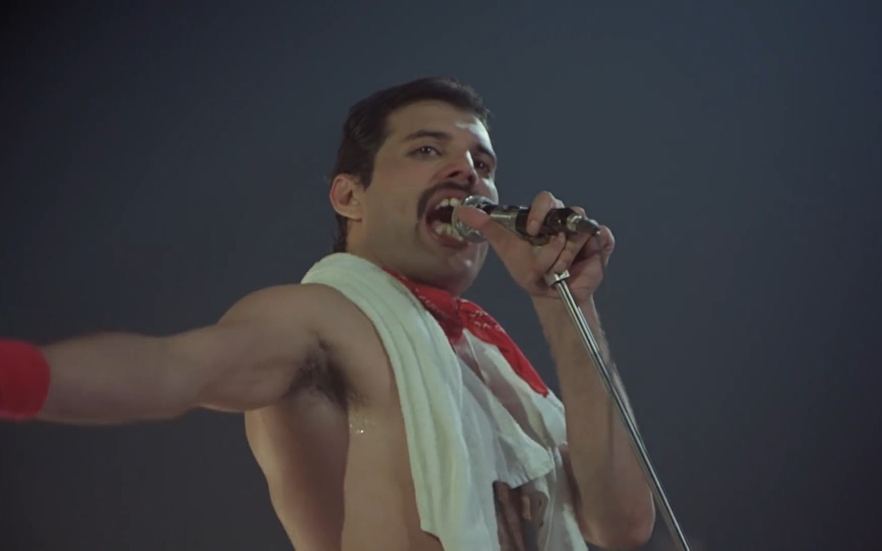 【高清】《WE WILL ROCK YOU》现场版_哔哩哔哩_bilibili