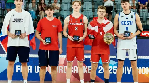 【U18】欧青赛B组MVP！2025届丹麦控卫Noah Norgaard_哔哩哔哩_bilibili