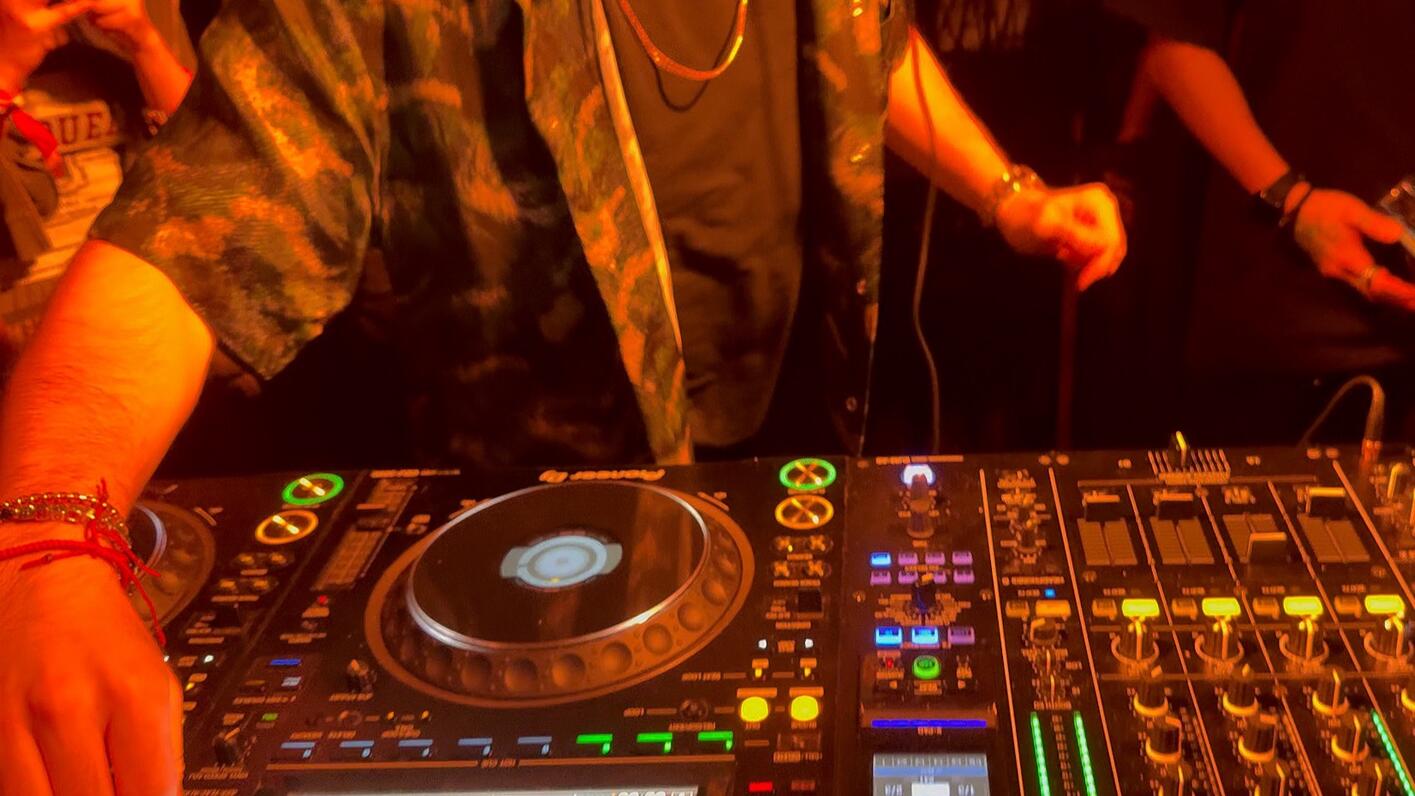 Vicetone Live @ MAX Shanghai, China 2025 - 哔哩哔哩