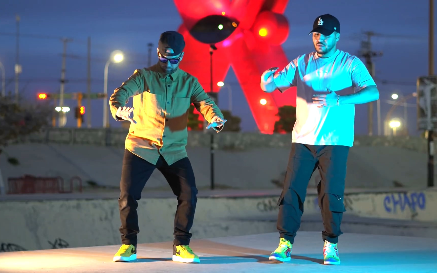 【神级控制Robot Style】Poppin John & Ever Kun街头Popping Freestyle_哔哩哔哩_bilibili