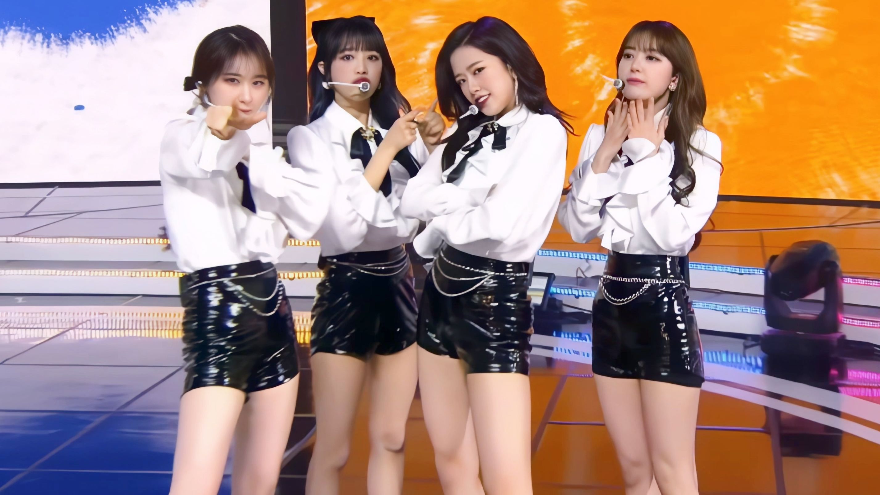 IZ*ONE解散演唱会《Color》｜210314 colors on-IZONE_OFFICIAL-IZONE_OFFICIAL-哔哩哔哩视频