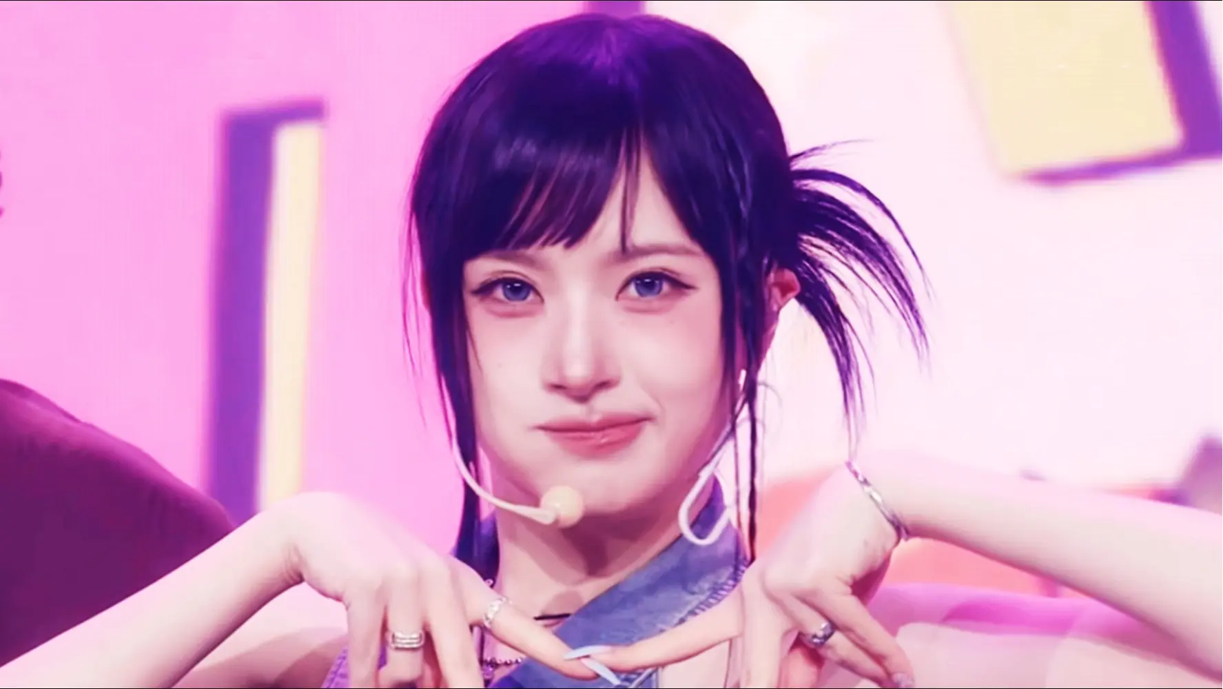 4K舞台！【YouDayeon-柳多恋】250725 ENA KPOP UP CHART SHOW & 音乐银行-Oh My舞台+直拍[4K]_哔哩哔哩_bilibili