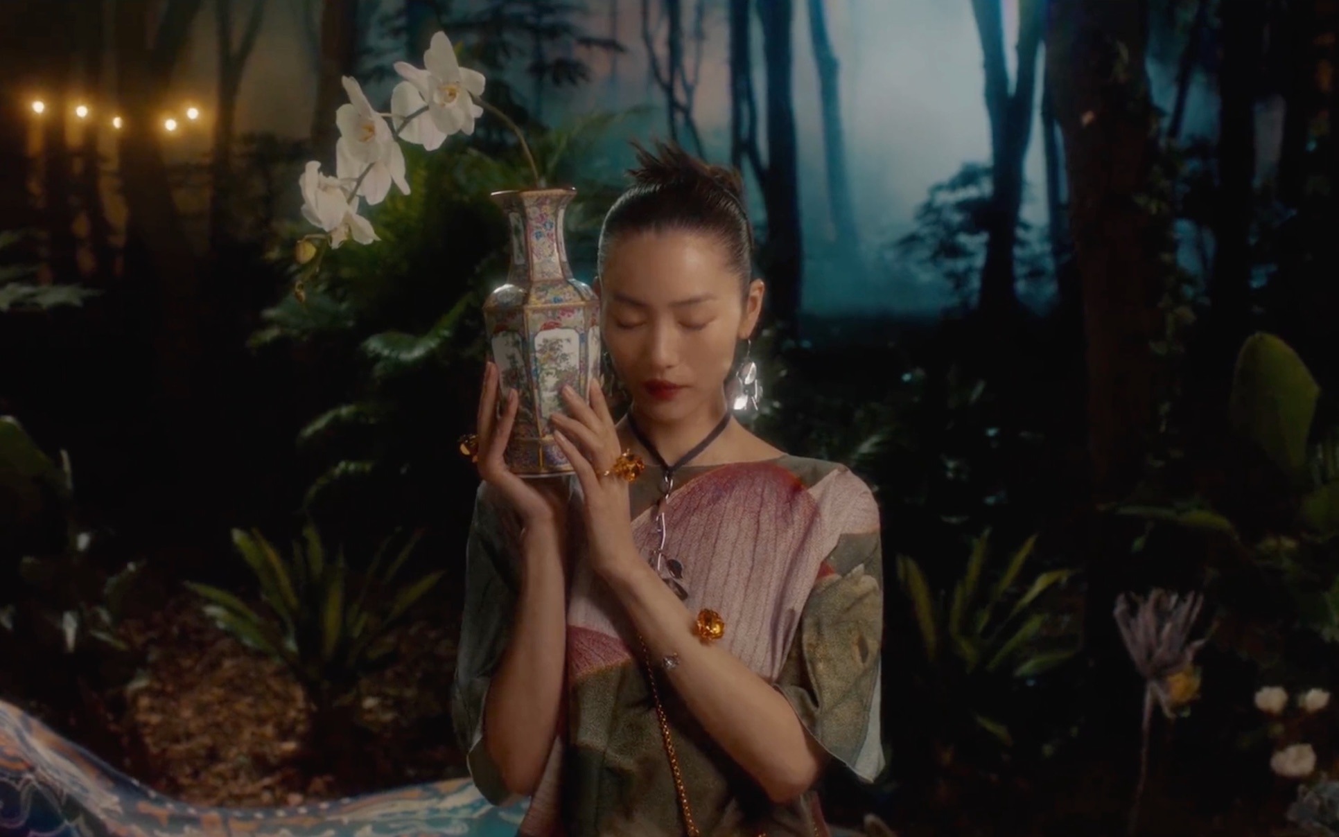 时尚大片｜刘雯 for MARNI MIAO_哔哩哔哩_bilibili