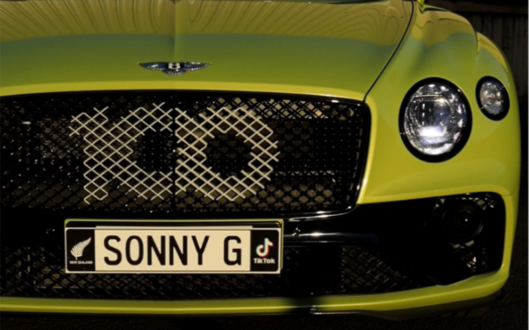 沉浸式看车 2022 宾利 欧陆GT 派克峰特别版 右舵 w12-Sonny_G在新西兰-Sonny_G在新西兰-哔哩哔哩视频