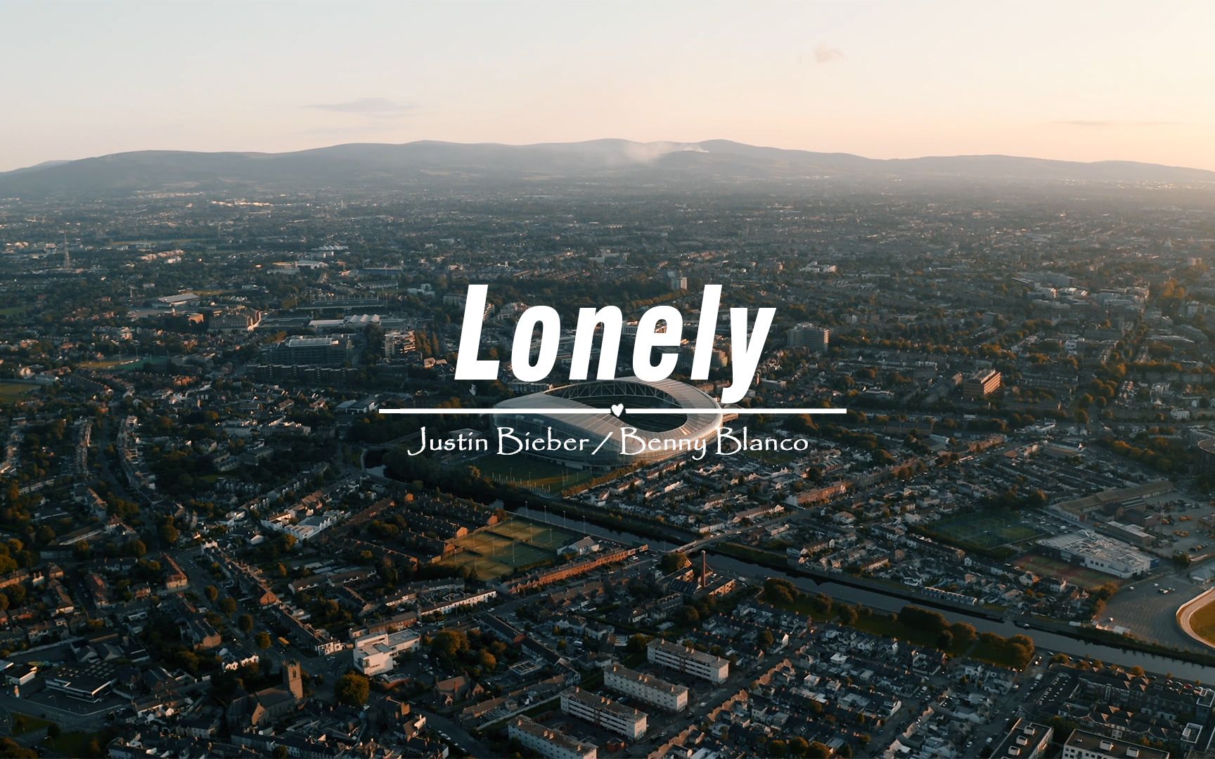 【日推歌单】《Lonely》我必须承认生命大部分时光是属于孤独的 。-Johnny的音乐黑洞-Johnny的音乐黑洞-哔哩哔哩视频