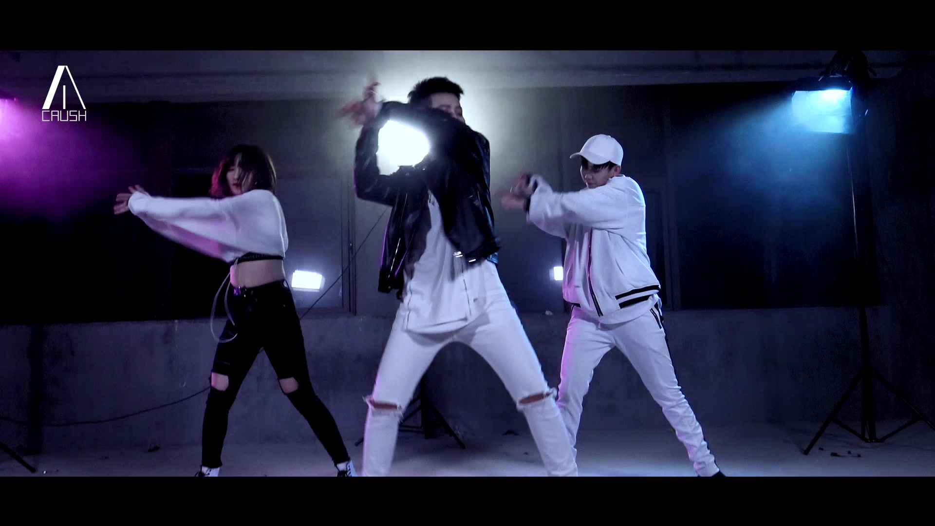 【Acrush组合】“无通告就搞事情”之《无通告就练习》第二期 张艺兴《SHEEP》翻跳 一镜到底版_哔哩哔哩_bilibili