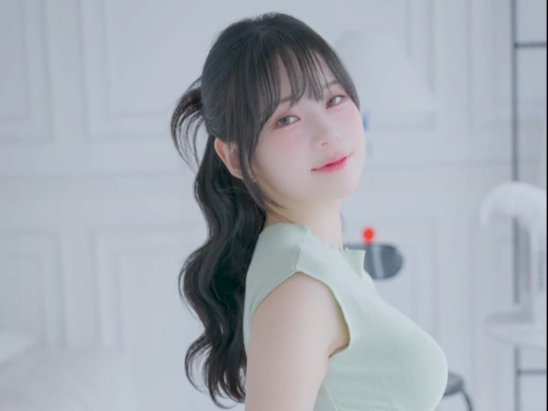 【基哥严选】怜、heesol！-颜值课代表基德老哥-颜值课代表基德老哥-哔哩哔哩视频