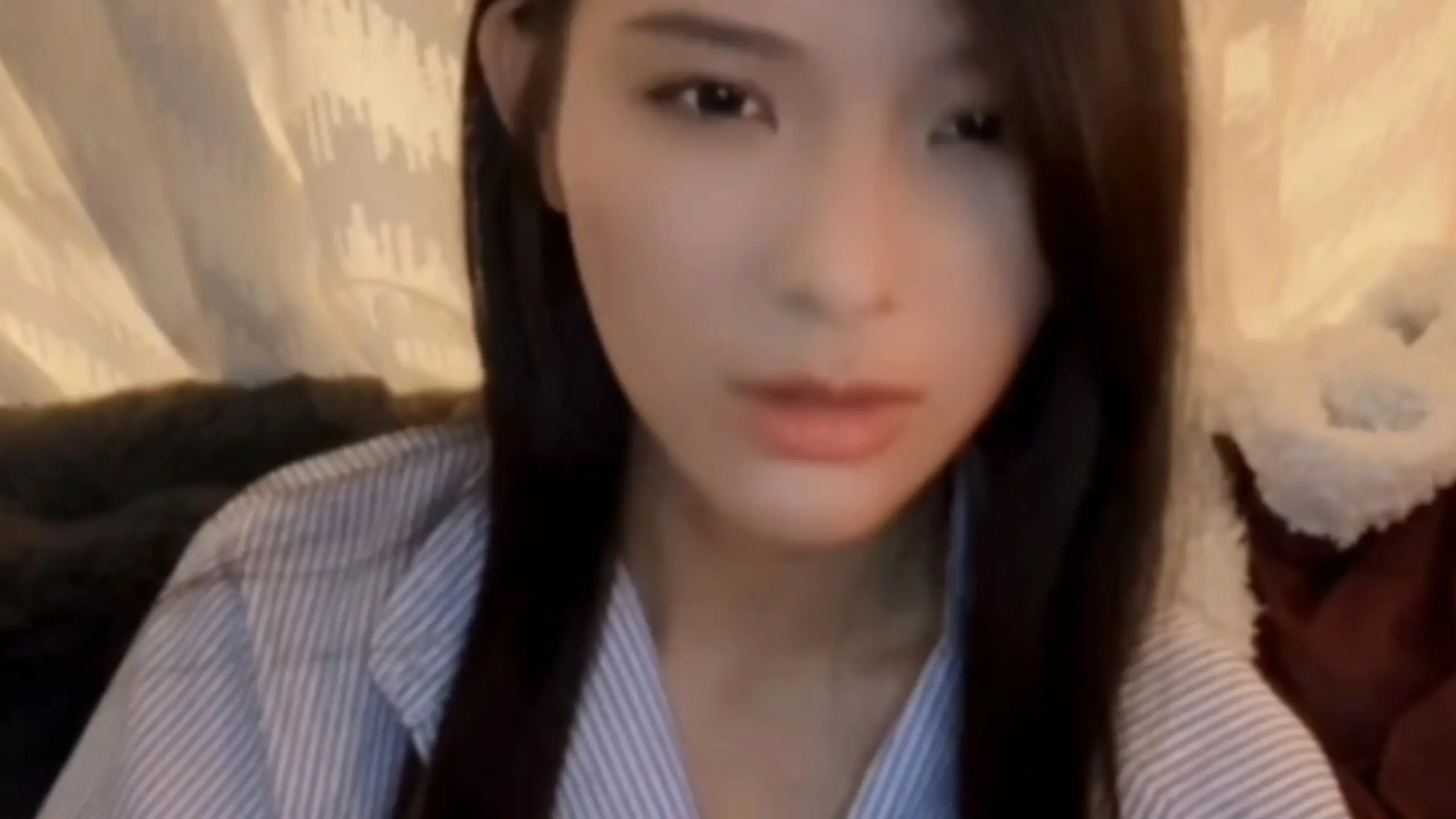 佳姐正式回应方糖“恋爱传闻”_哔哩哔哩_bilibili