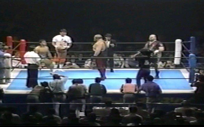 NJPW Big Fight Series 1992.武藤敬司 & 驰浩（c） vs. Vader & Bam Bam Bigelow_哔哩哔 ...