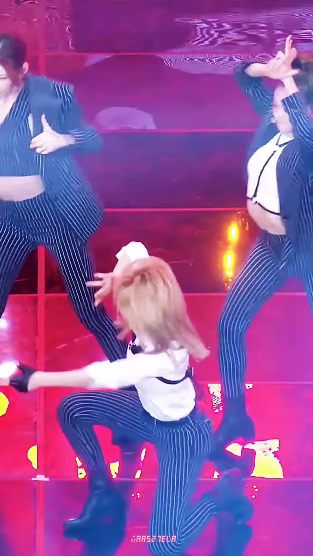 In The Morning' (ITZY RYUJIN TOWEL FANCAM) 210514_哔哩哔哩_bilibili