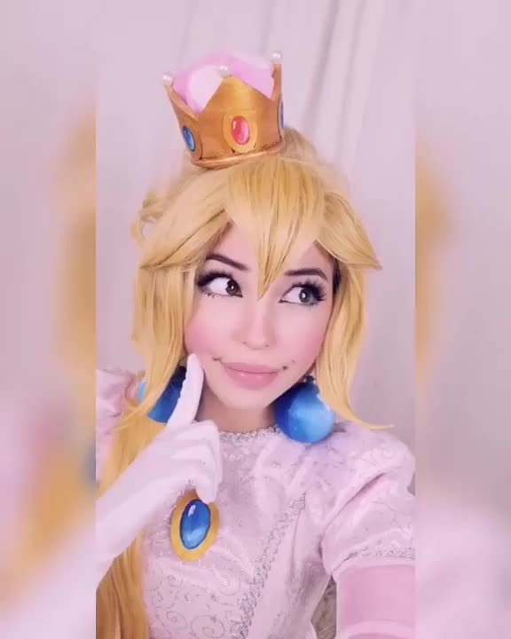 Belle Delphine Princess Peach Cosplay (NEW)_哔哩哔哩 (゜-゜)つロ 干杯~-bilibili