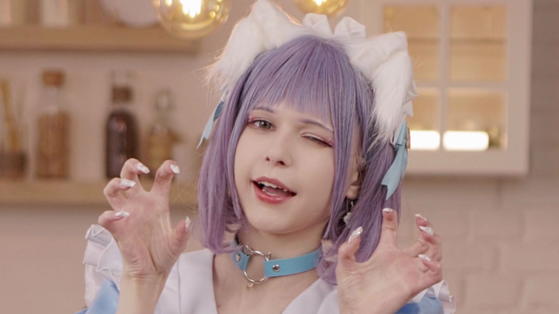 晚上睡觉，不行 看猫跳舞，可以 -LENivayaAya_爱雅-LENivayaAya_爱雅-哔哩哔哩视频