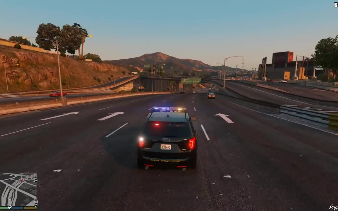 LSPDFR 0.4 #11 - Pittin' & Flippin'_哔哩哔哩 (゜-゜)つロ 干杯~-bilibili