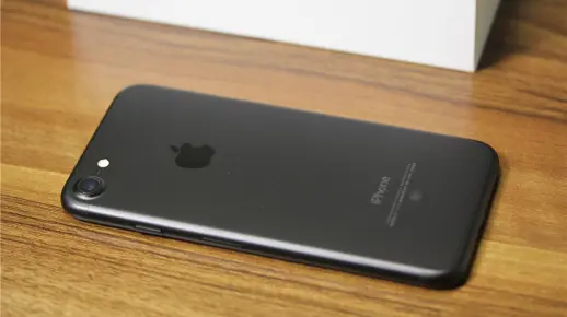 iPhone7还能用吗，150元淘来了一部做备用机、开箱验货_哔哩哔哩_bilibili