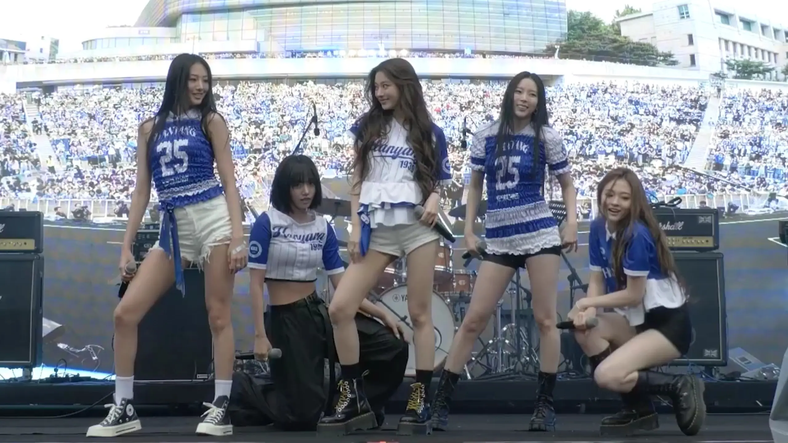 【MEOVV】250523 汉阳大学校庆商演-DROP TOP+HANDS UP+BODY+MEOW舞台[1080P]_哔哩哔哩_bilibili