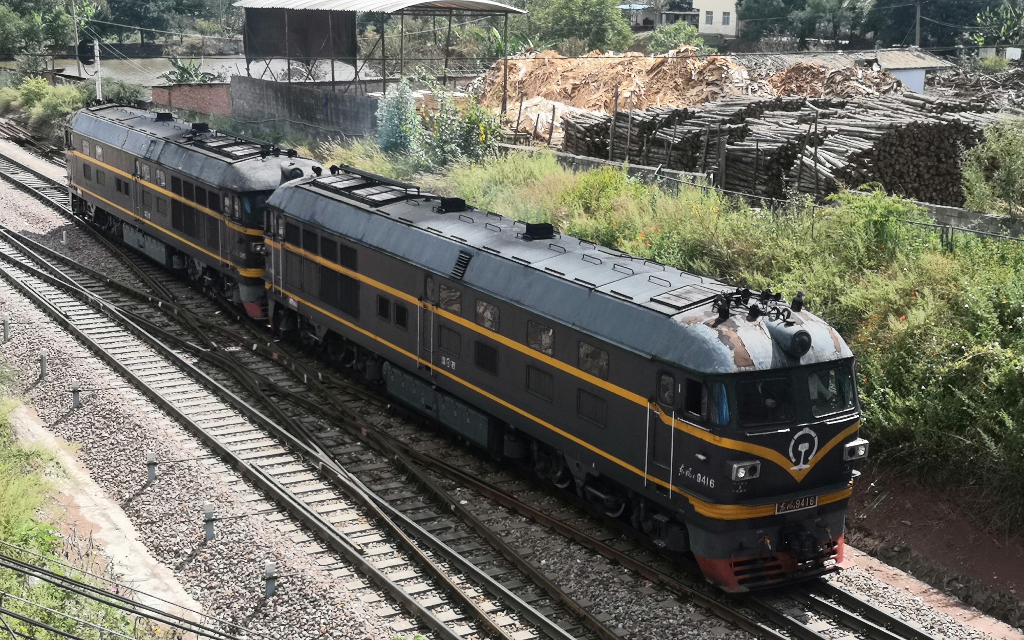 HXN5货运列车通过合集（48）_哔哩哔哩_bilibili