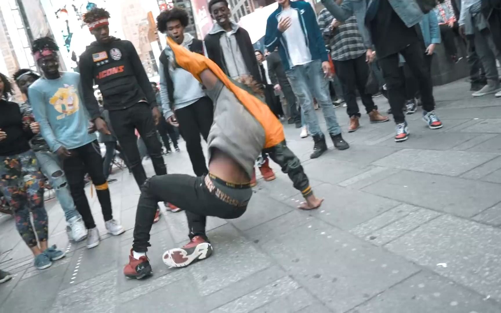 Bandit的dance video，有nice老师出境！_哔哩哔哩_bilibili