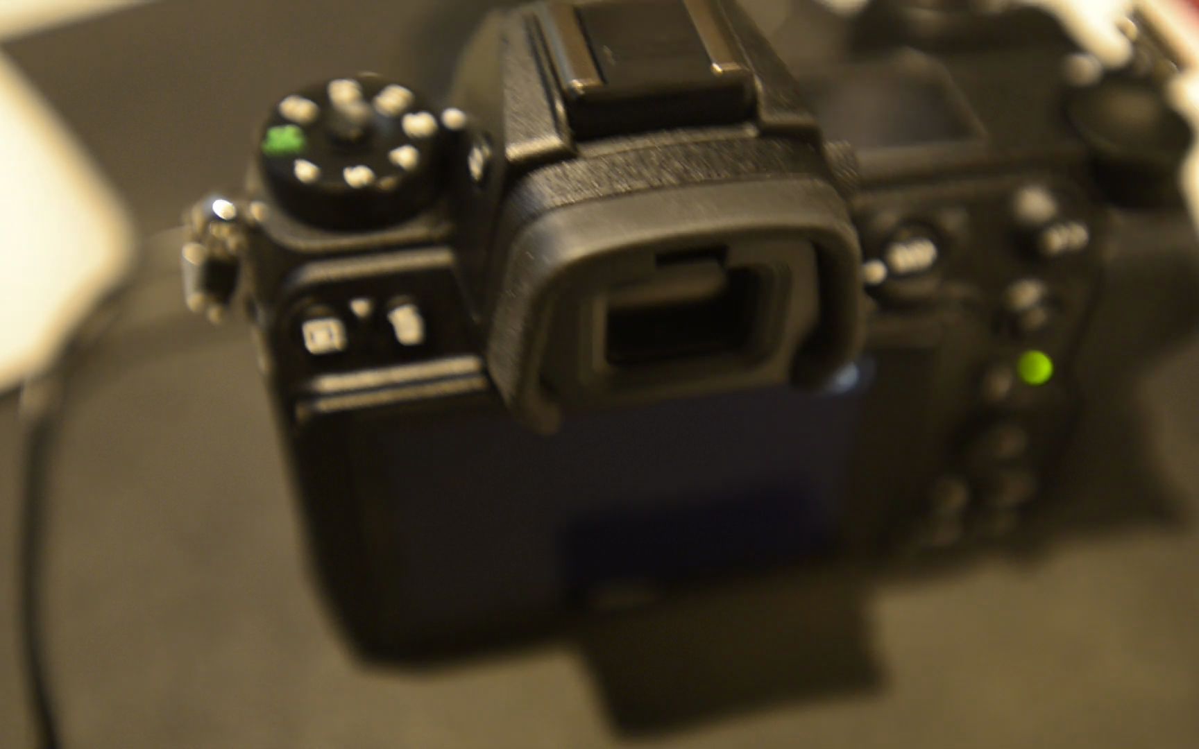 军备竞赛！《送别》尼康Z62音响体验 （顺带对比D800和EM1的麦克风)_哔哩哔哩_bilibili