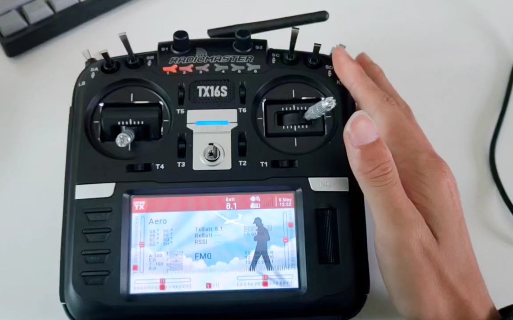 tx16s拆机做工观察(首拆)_哔哩哔哩_bilibili